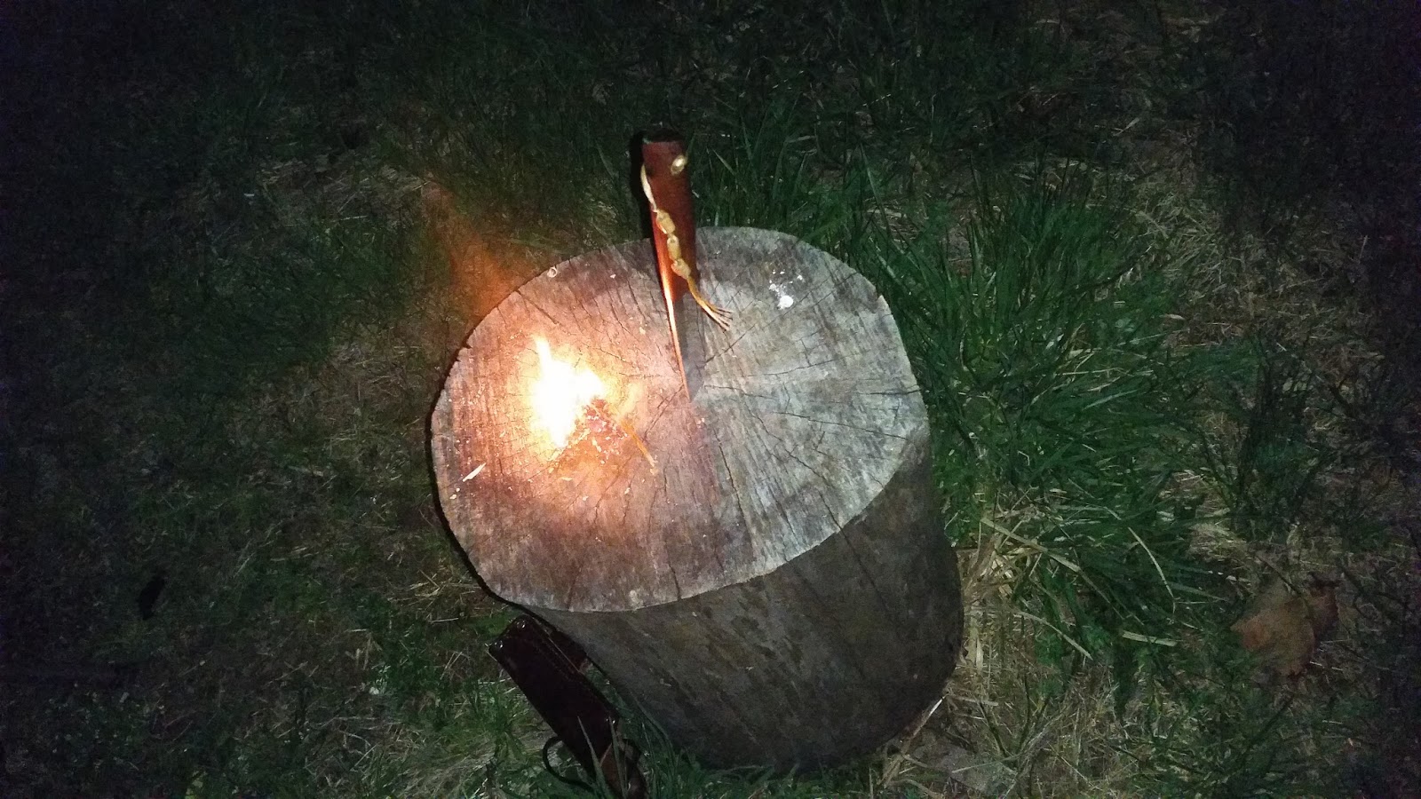 The 7 P's Blog: Christopher Apodaca Survival Knife Review & GAW!