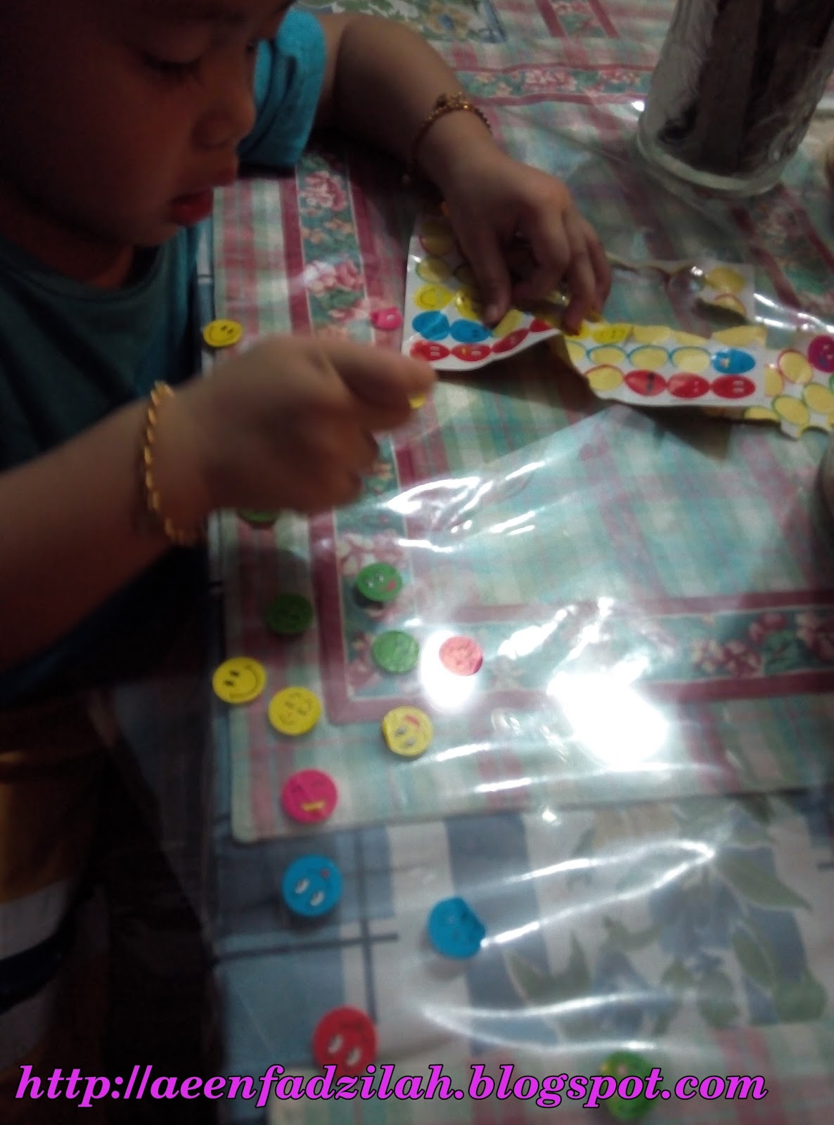 It's my blog...semuanya tentang aku.....: Aktiviti: Tampal - tampal ...