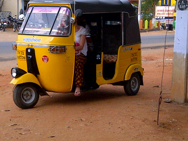 julia's journey: Tuck Tucks