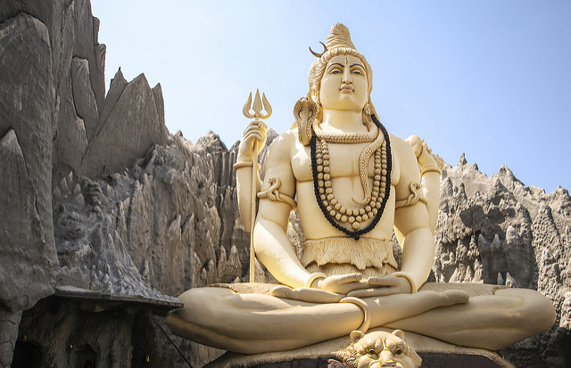 ZOOMININDIA: Top 10 Tallest Statues of Lord Shiva in India
