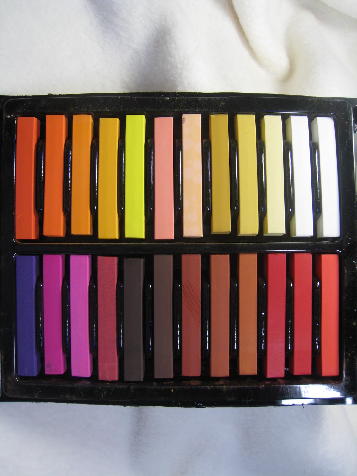 Stampin' Queen Creations: Using Chalks with Your Cards & Pages