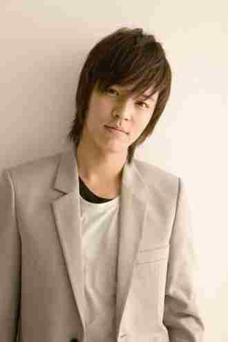 KIM JUNG HOON (YUL) HARÁ SU GIRA POR ASIA