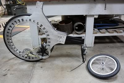 TechySci: Lunartic Cycle Bike Without Spokes