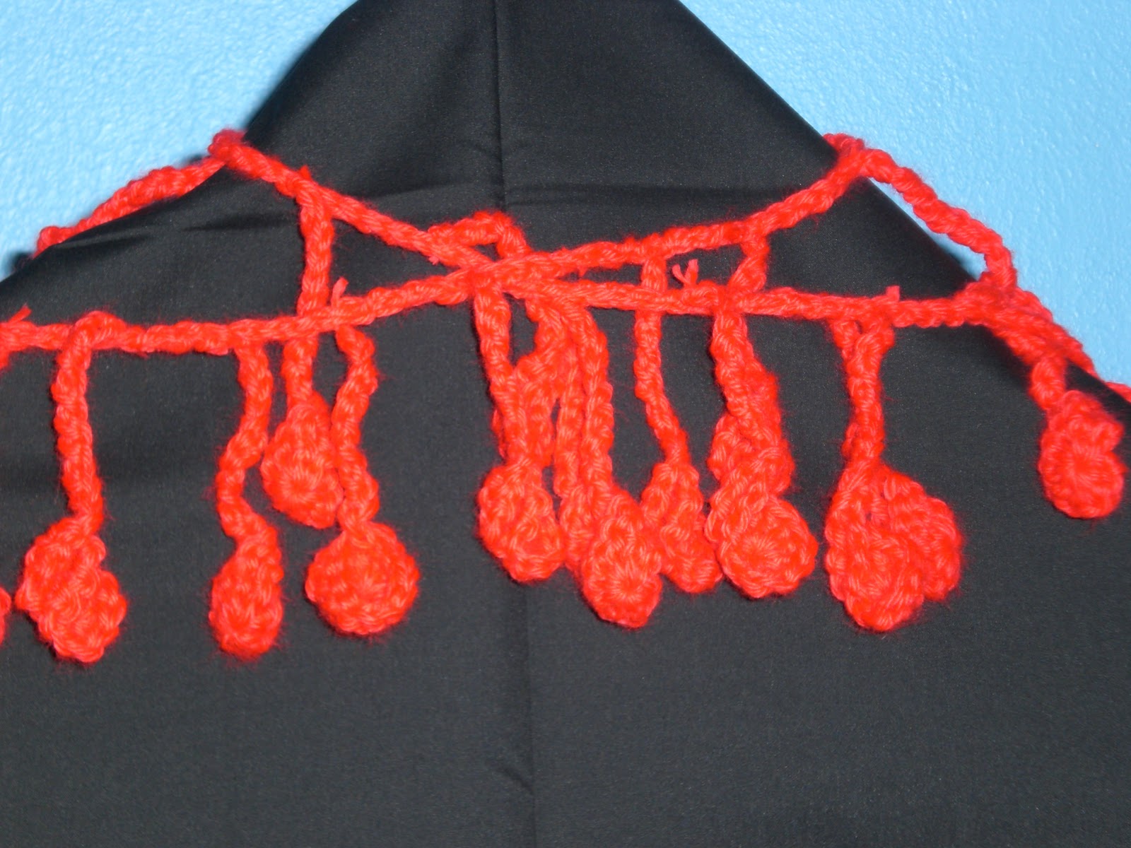 Tangles & Twists: Blood Scarf