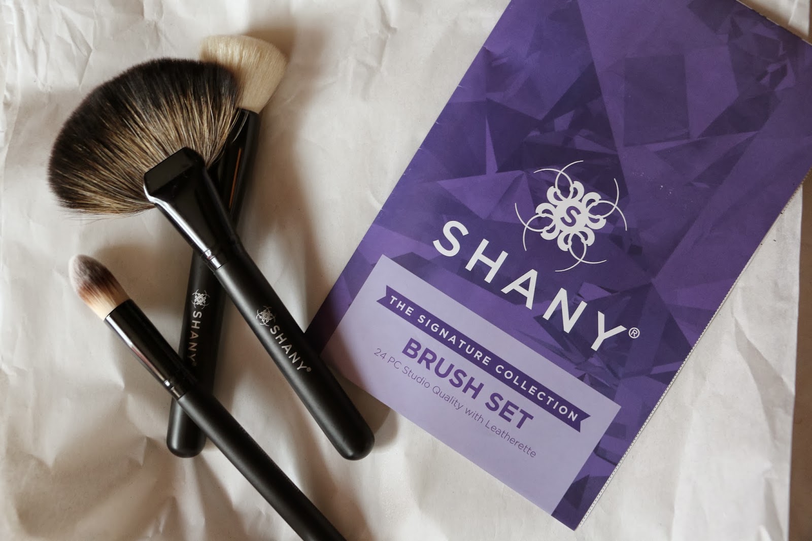 amaya santiago: Shany Cosmetics Signature Collection Brush Set