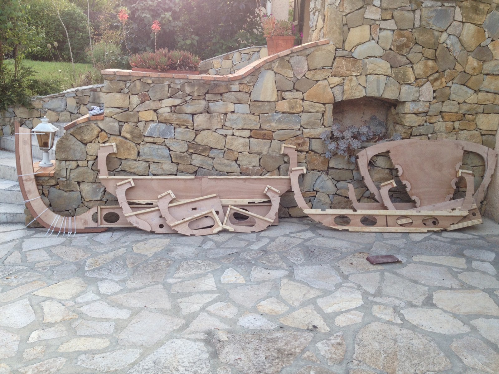 Building and sailing a John Welsford Pathfinder: June 2014