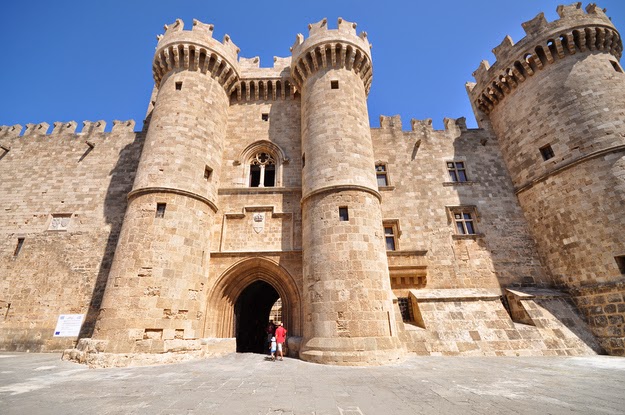 49 Reasons To Love Hellas (Greece)