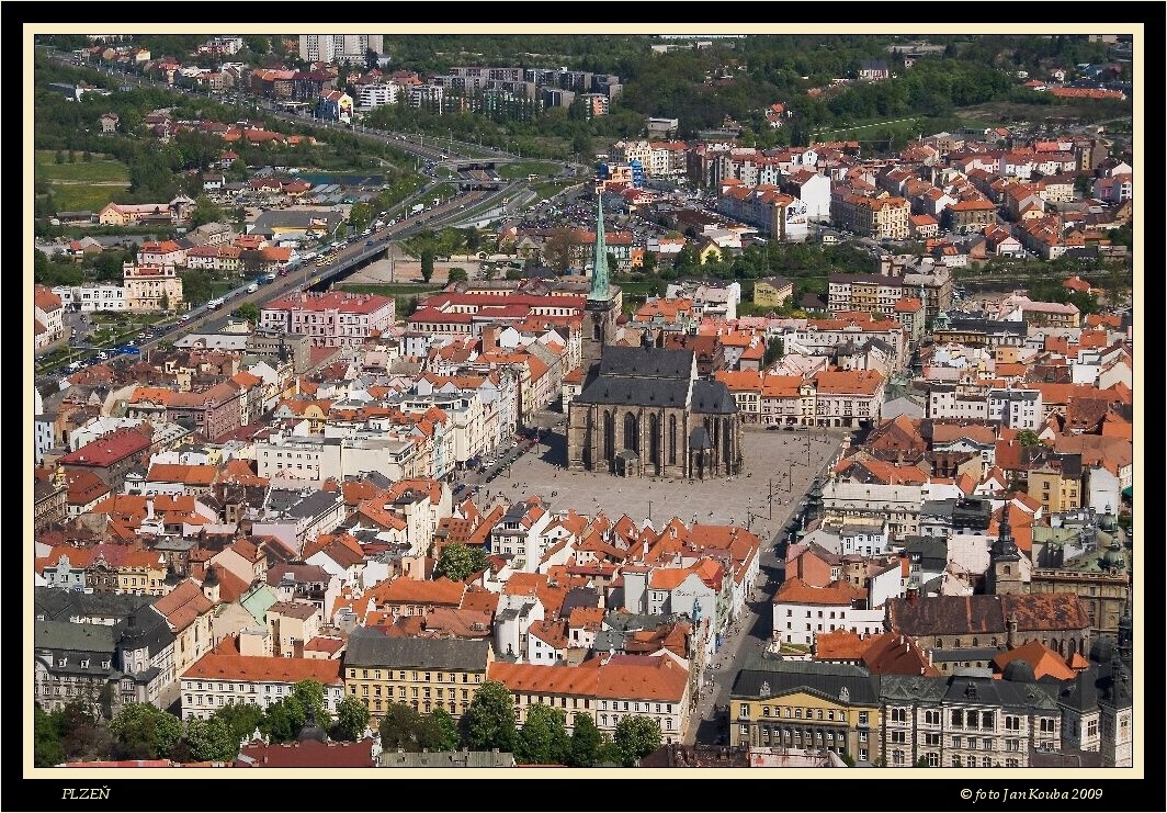 FLyFOTO letecká fotografie a video: Plzeň