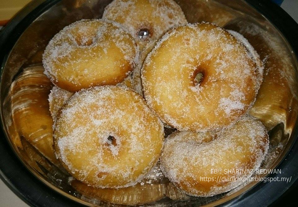 RESEPI DONUT KENTANG GEBU GEBAS, LEMBUT DAN SEDAP.