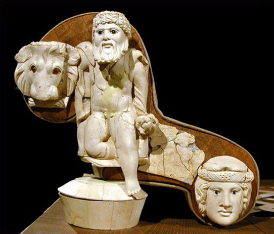 romanoimpero.com: LETTI E DIVANI ROMANI