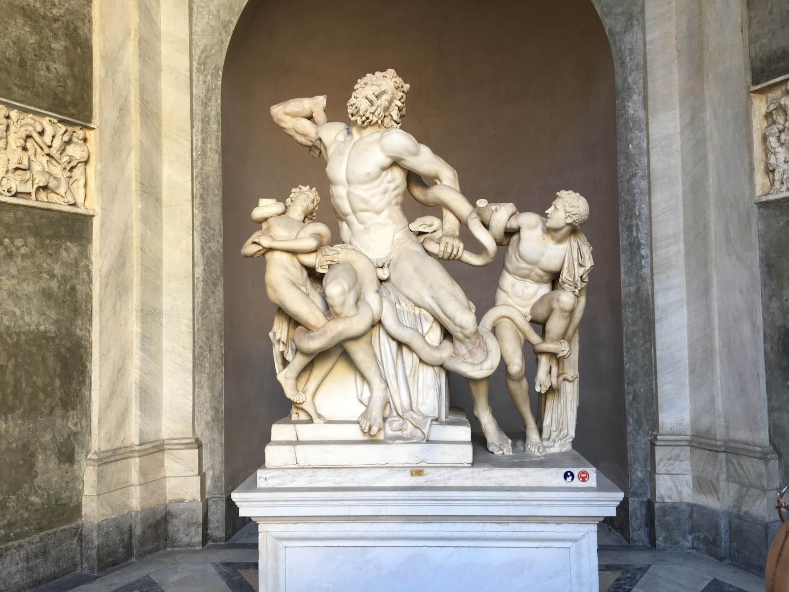 City chic Lifestyle: Vatican Museum and the sistine chapel