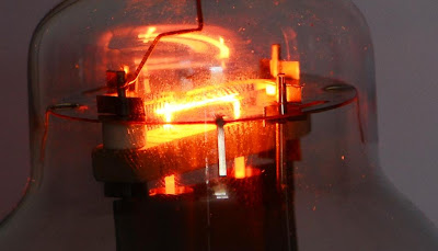 VinylSavor: Tube of the Month: The 836