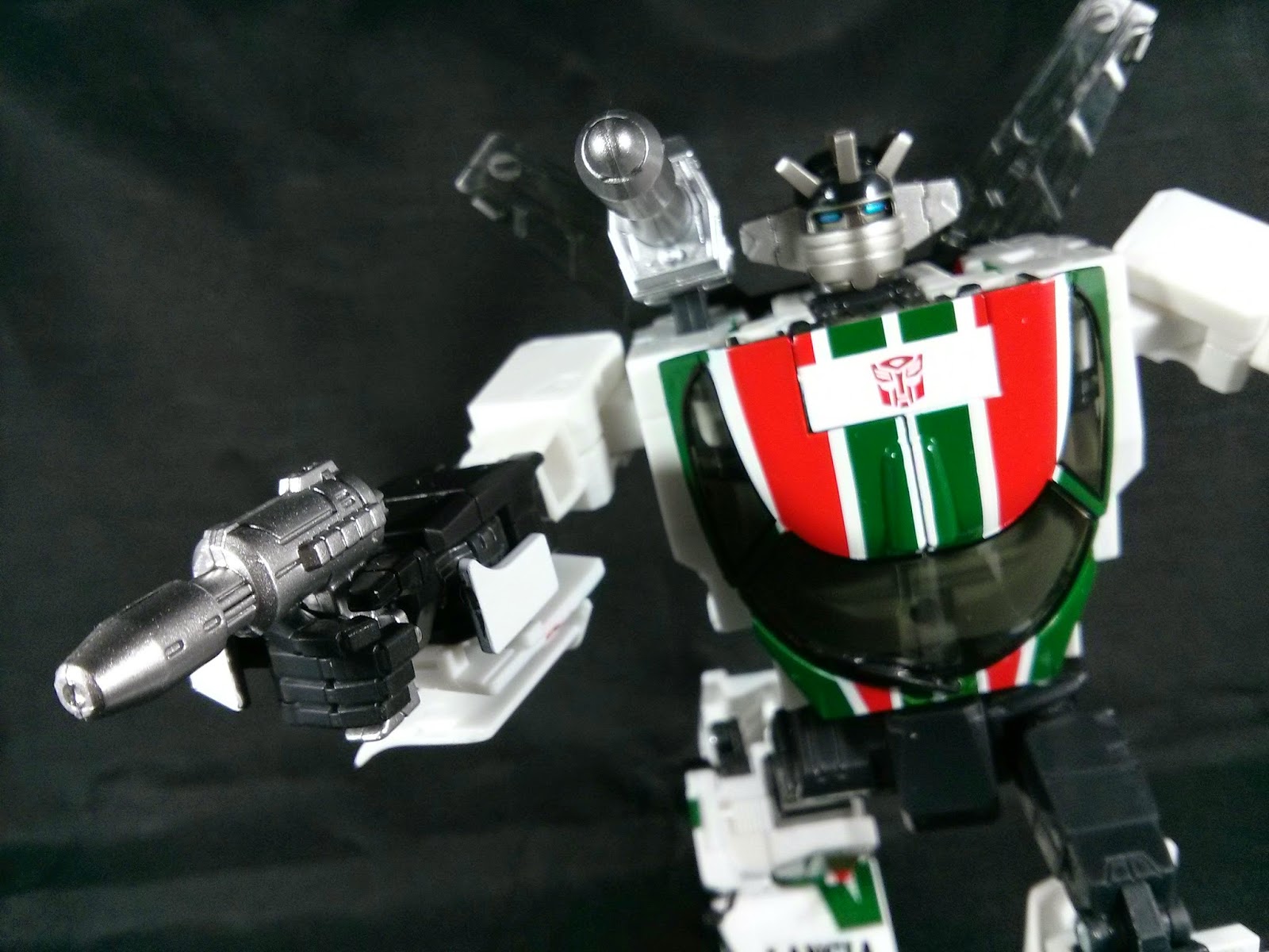 Toybox Soapbox: Transformers MP-20 Masterpiece Wheeljack Review