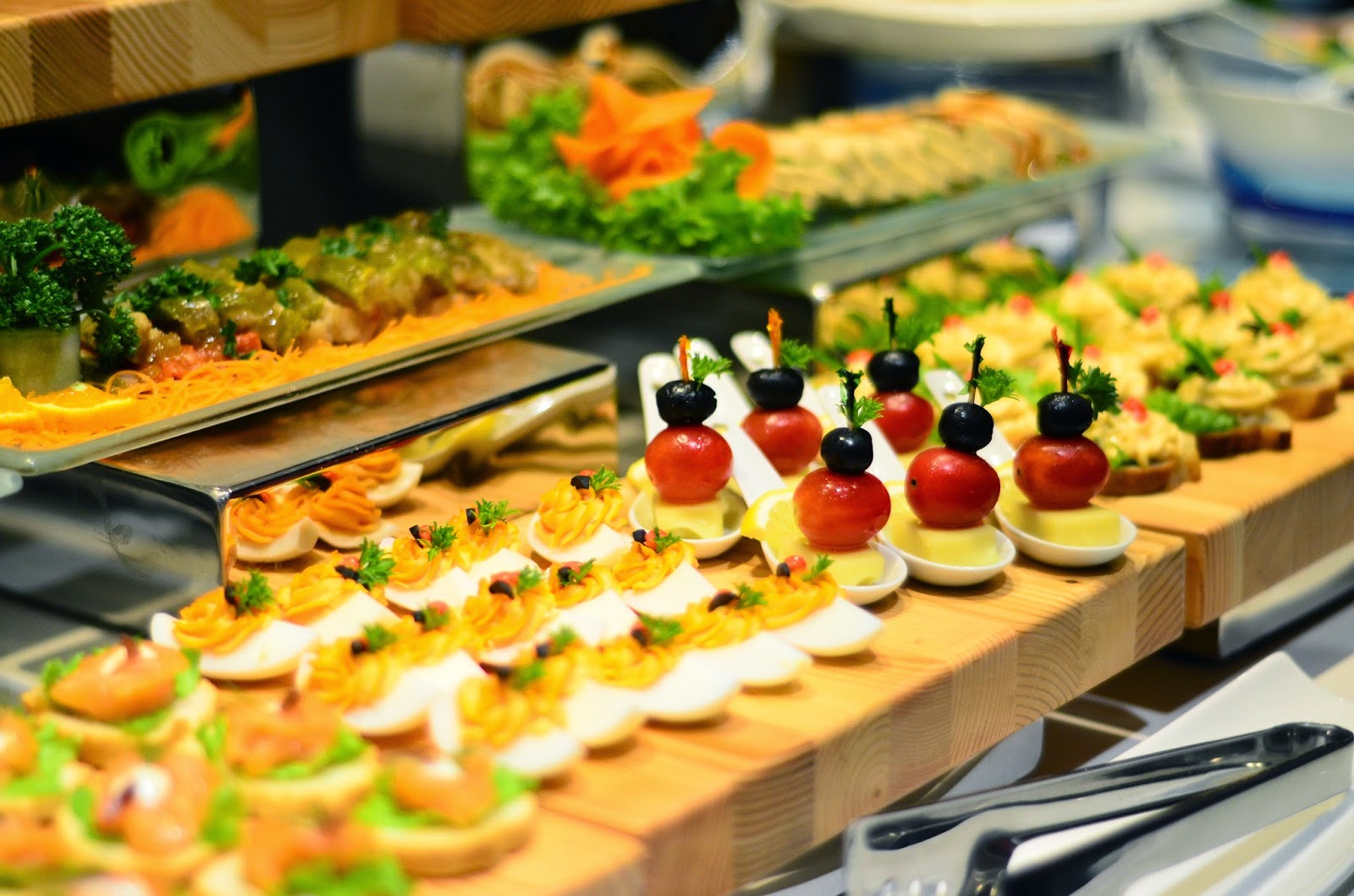 More Than Just A SAHM: Vikings Luxury Buffet at Megamall