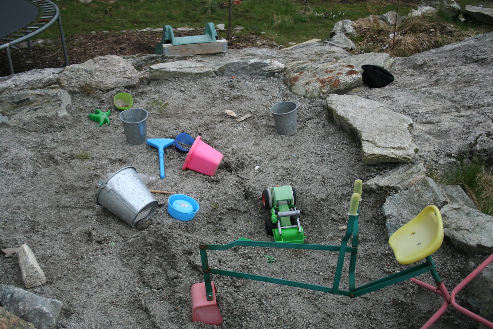 En helt uvanlig hverdag: Sandkasse