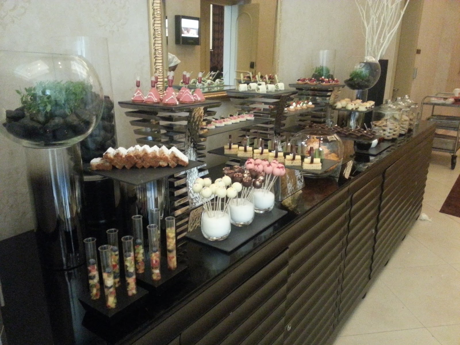 Eat Dessert First - Chef Abhinav Kaushik: coffee break IBGMP