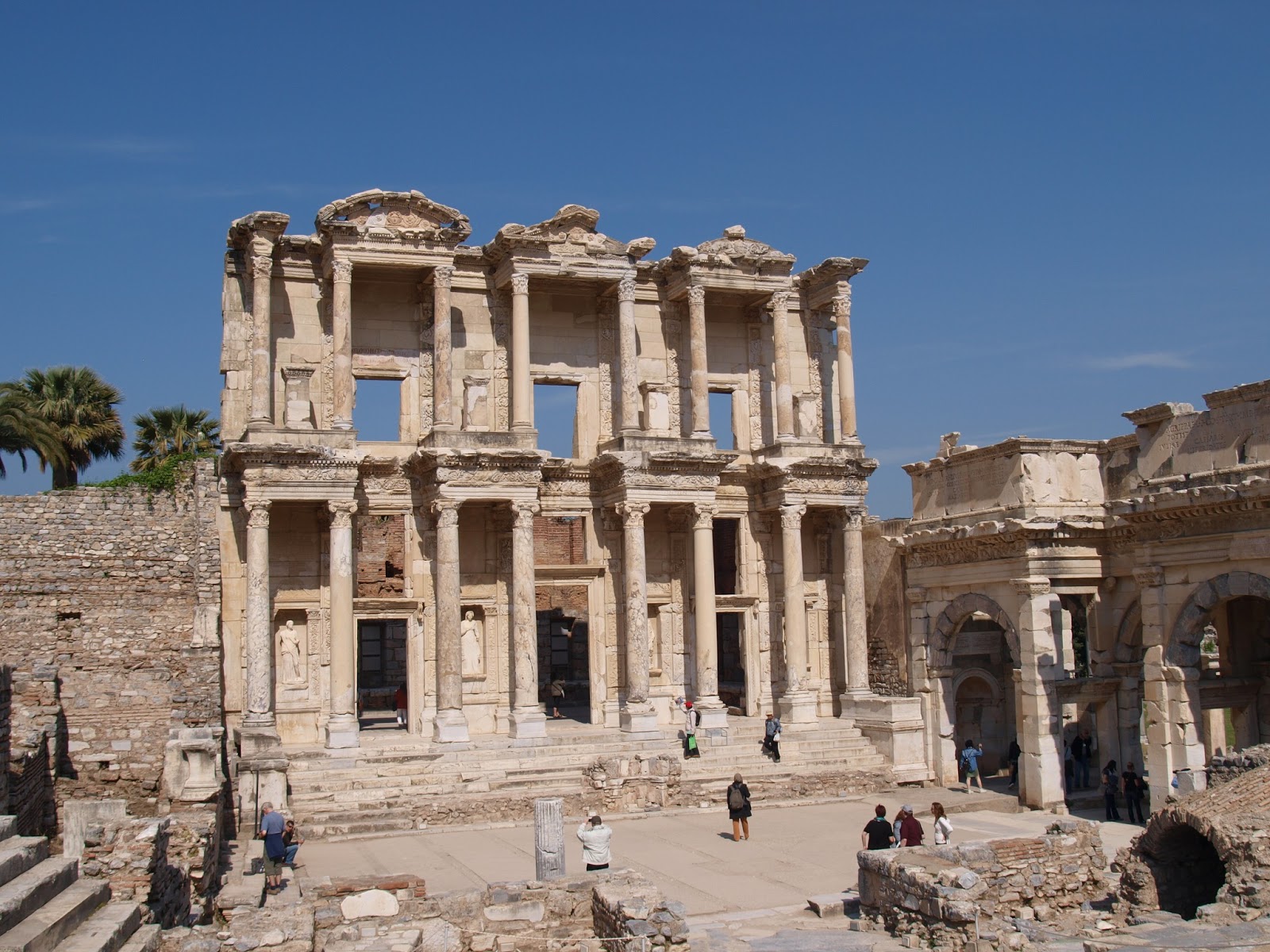'ZIEN EN WETEN': "LYCIË RONDREIS". EFEZE. (DEEL 10-G)