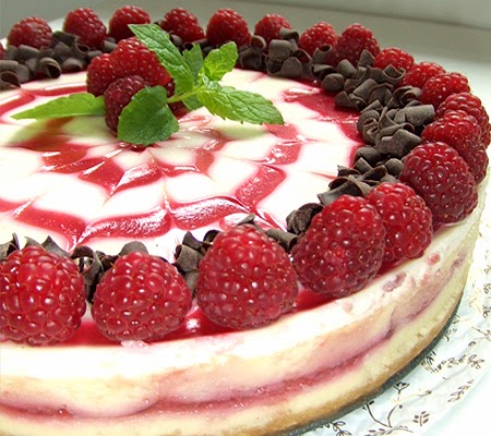 White Chocolate Raspberry Cheesecake