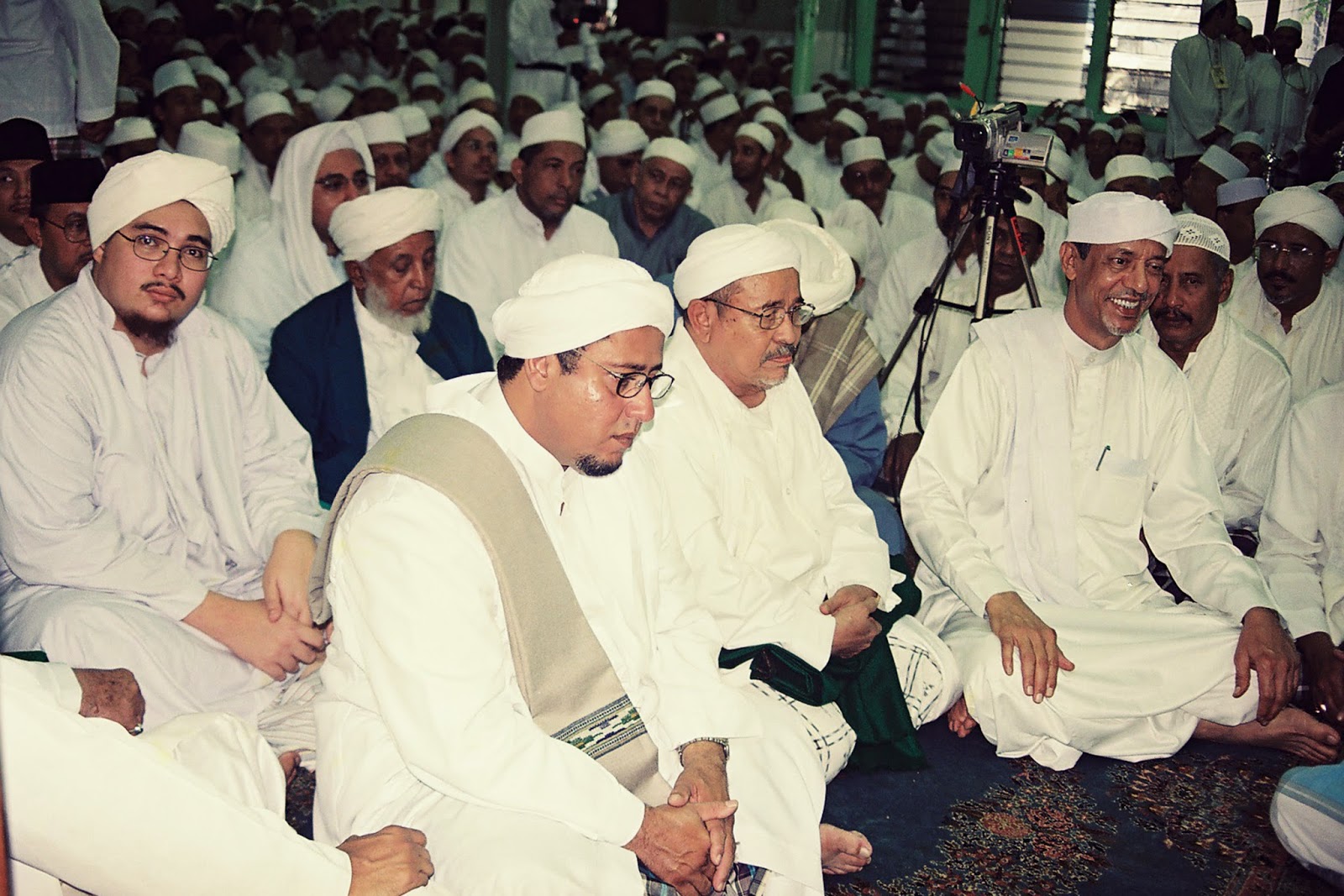 Haul Al-Habib Ali bin Muhammad bin Husein Al-Habsyi Shahibul Maulidul ...