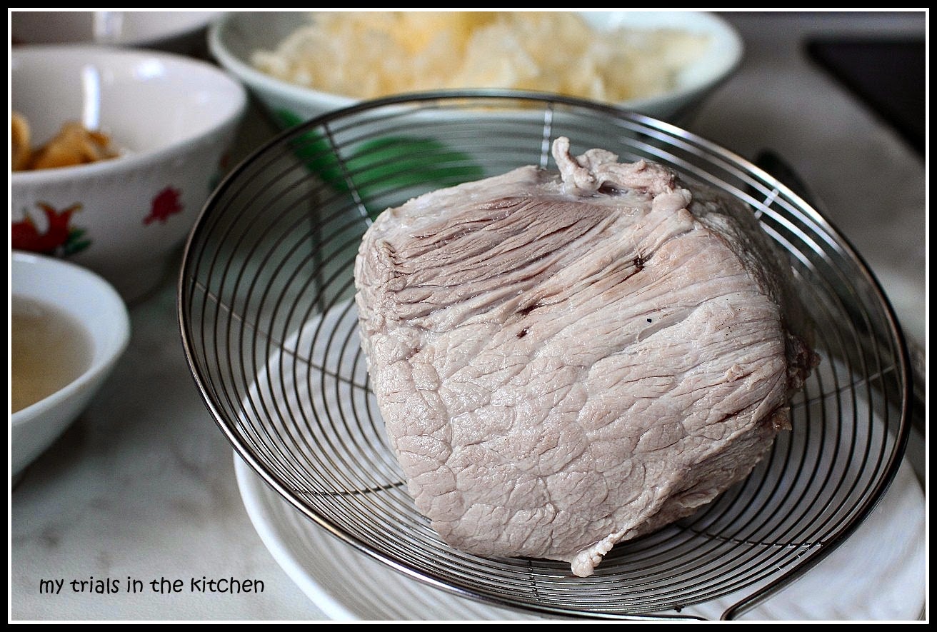 My Trials in the Kitchen: Apple Lean Pork Soup