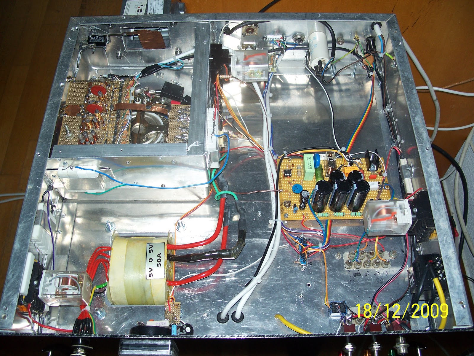 SV1BFW: An early 6 KW HF Linear Amplifier with 4CX3000