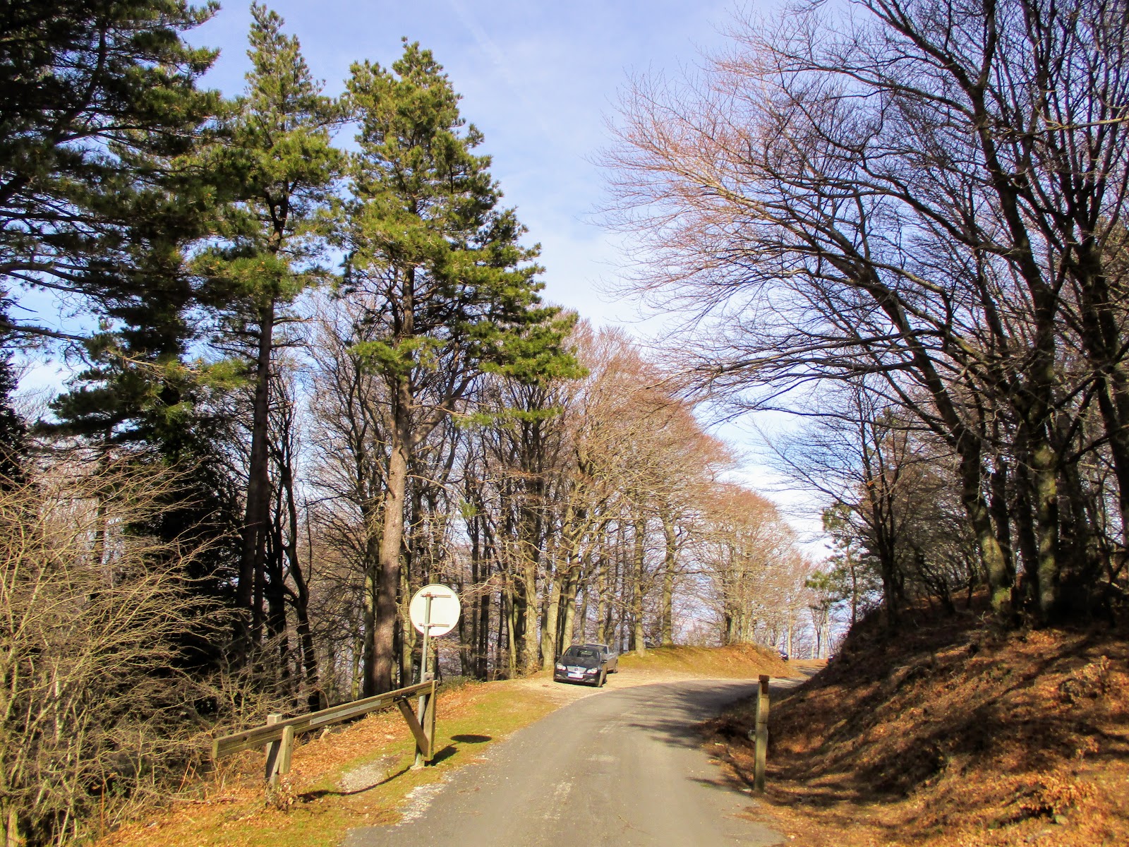 1001 PUERTOS: ASCENSIÓN AL PIC NEULÓS (por Le Perthus/ El Pertús)