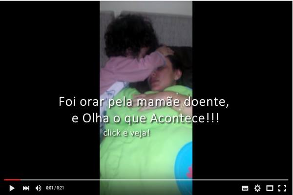 Bebe orando pela mamãe ~ ZapZap Mania