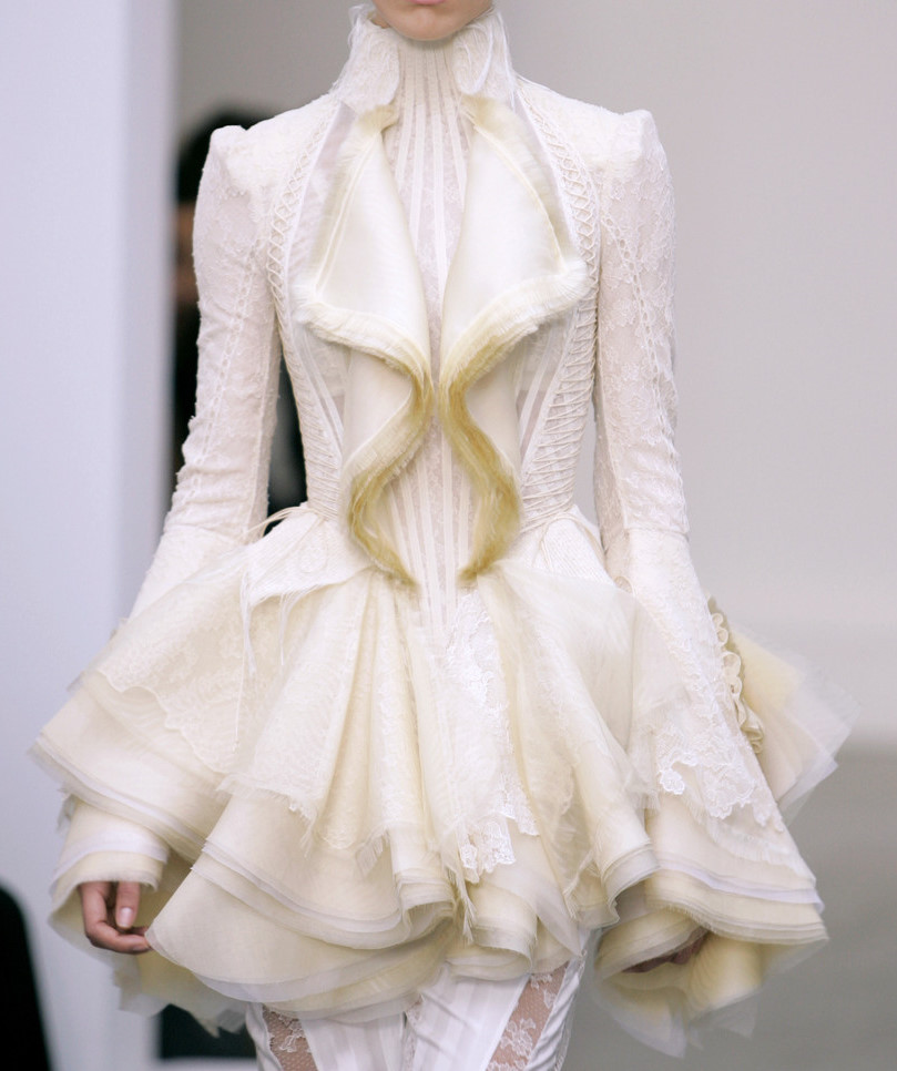 UNconnected-Studio: Victorian Influenced Day