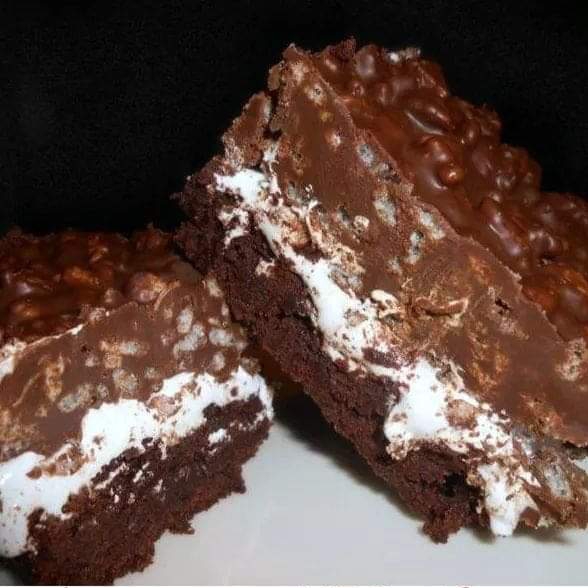Recipes Cooking Home: BROWNIE BOMB BARS