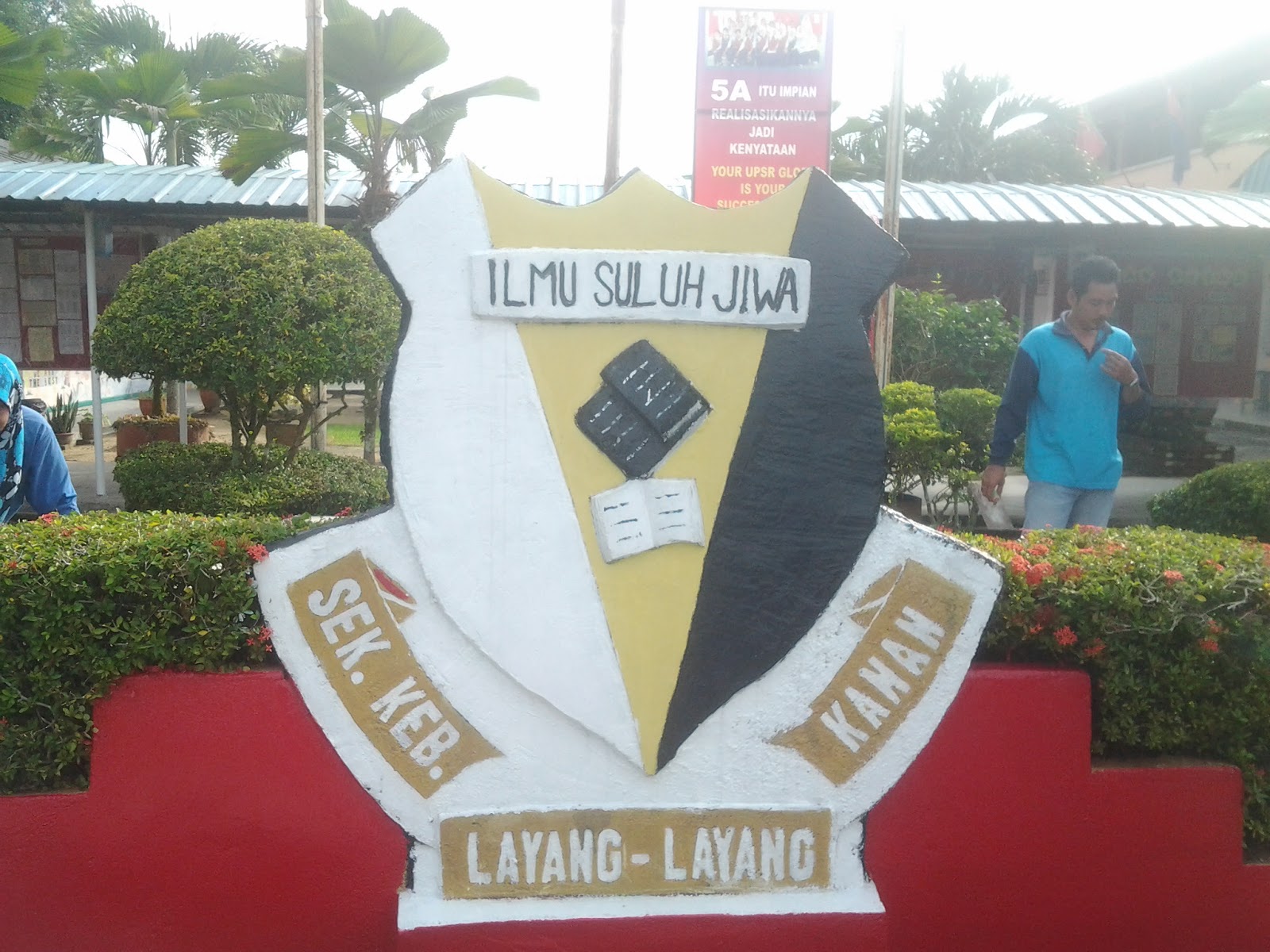 SK.LAYANG-LAYANG KANAN PARIT