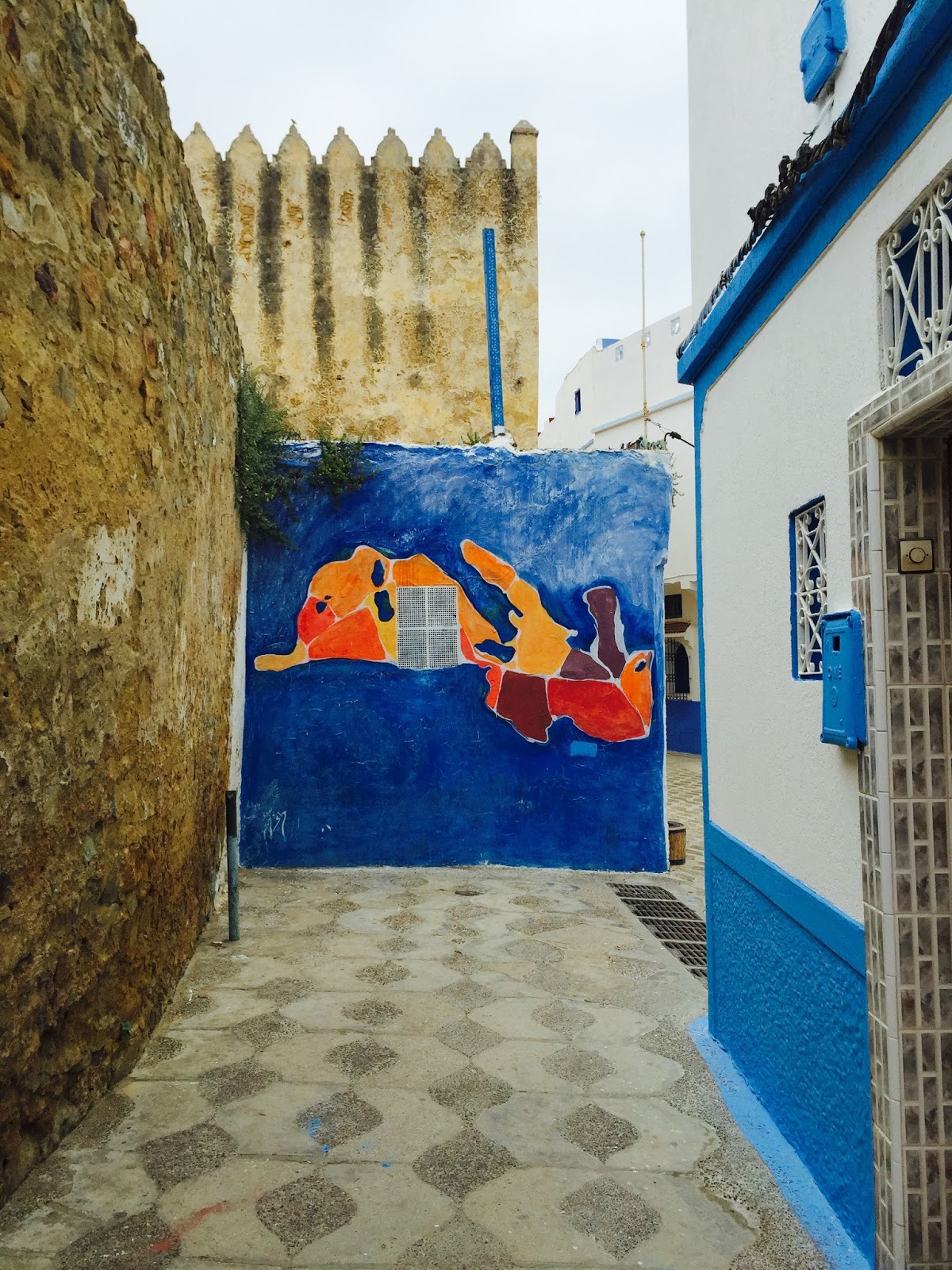 A Passage to Tangier: Wall art in Asilah-Art mural à Asilah