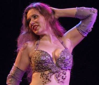 InfiniteBody: Sofian studio spotlights emerging bellydance artists