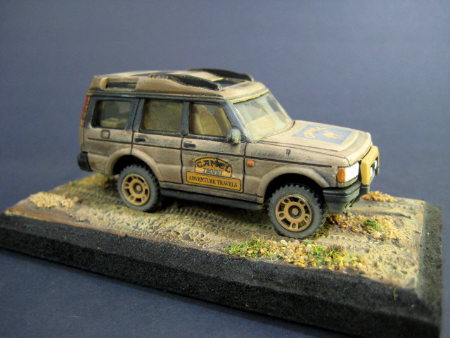 trashmarkgallery: LAND ROVER DISCOVERY - MATCHBOX -1/64