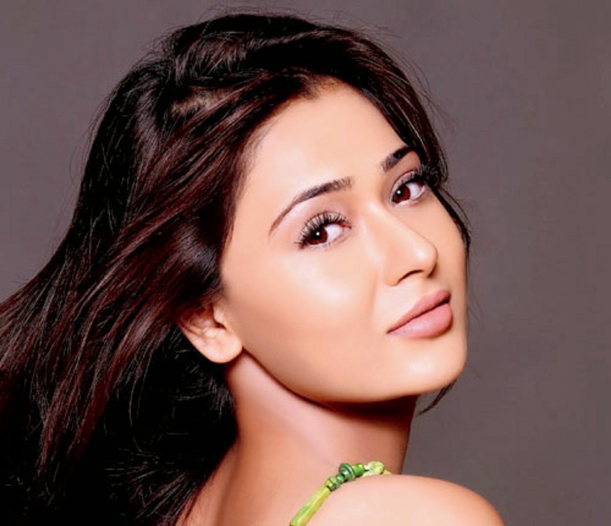 free stars wallpaper: Sara Khan HD Wallpaper