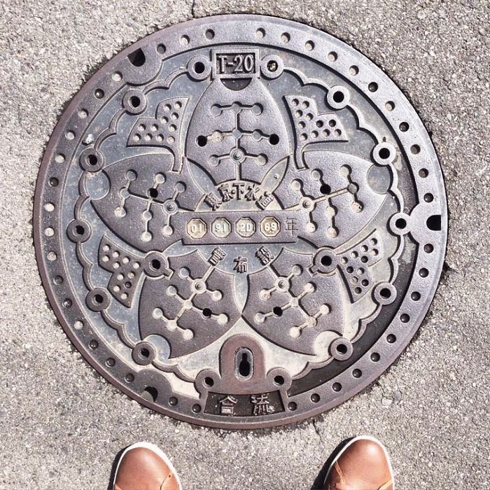 MFS-The Many Faces of Art and Design: The Beautifully-designed MANHOLE ...