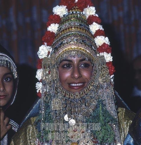 Israeli Costumes: Traditional Israeli Clothing - Israeli Jewish Costumes