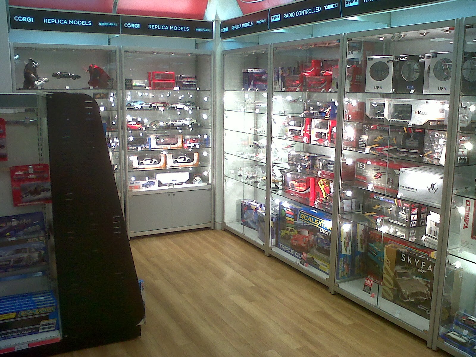 Legatus' Wargames Armies : Modelzone is back...sort of!