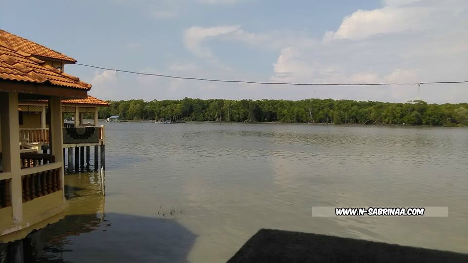 Jalan-jalan ke Kuala Gula Bird Sanctuary Resort - Catatan Travel Sabrina