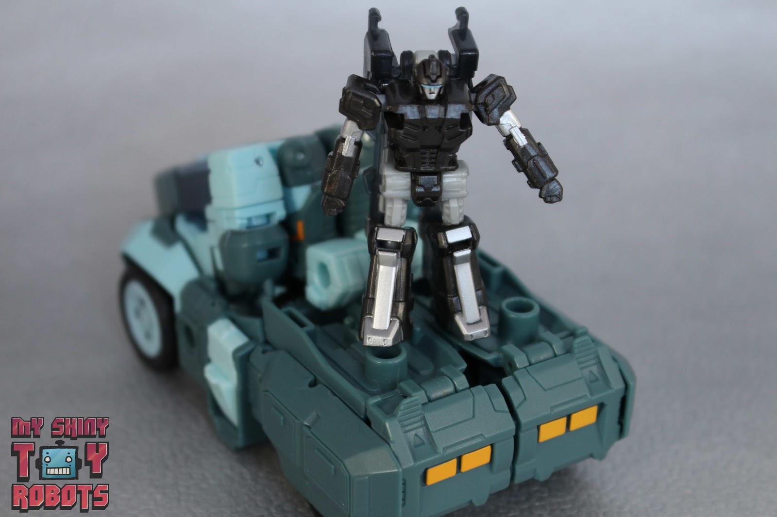 My Shiny Toy Robots: Toybox REVIEW: Transformers Legends LG-46 ...