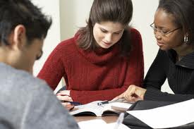 ayyoub miloudamar: Who's better?? study alone or with your friends!