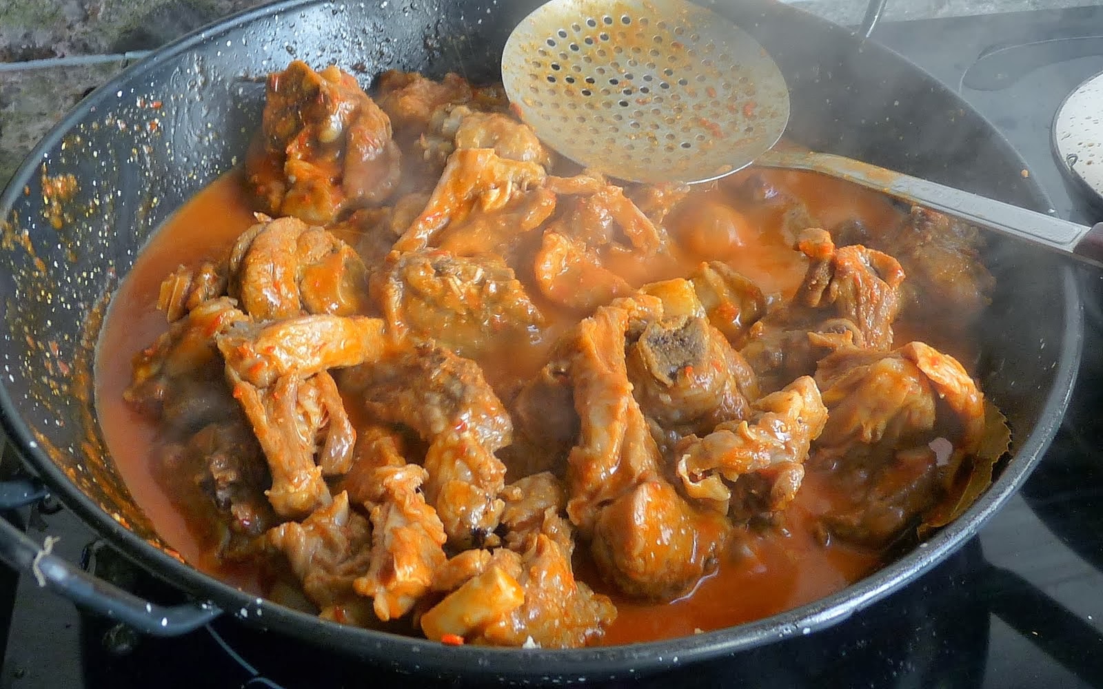 Sabores caseros de Almería: Choto al ajillo