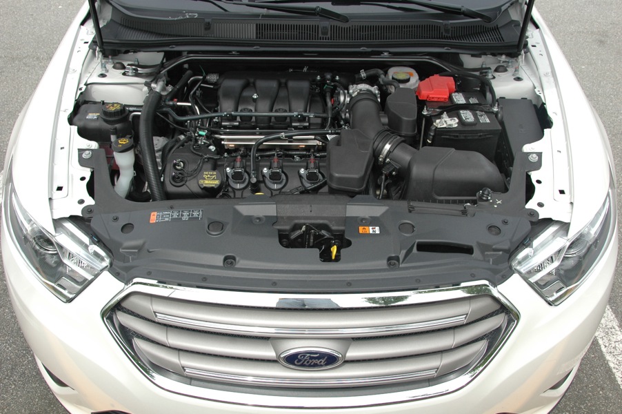 wailing-engine.com: Review: 2013 Ford Taurus SEL