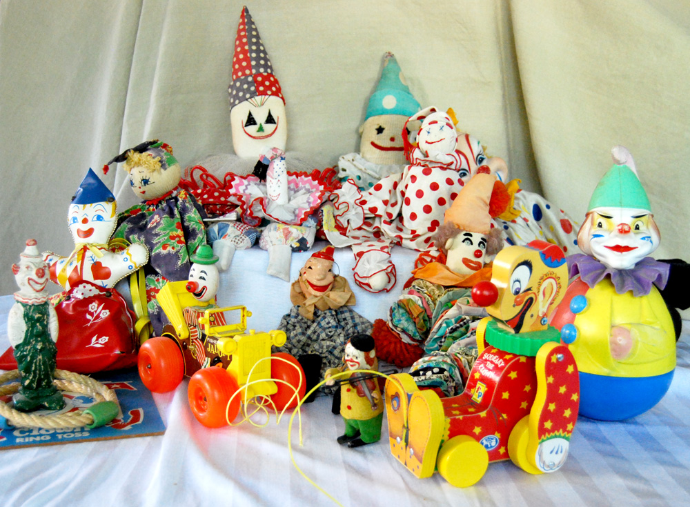 The Copycat Collector: COLLECTION #8: Toy Clowns