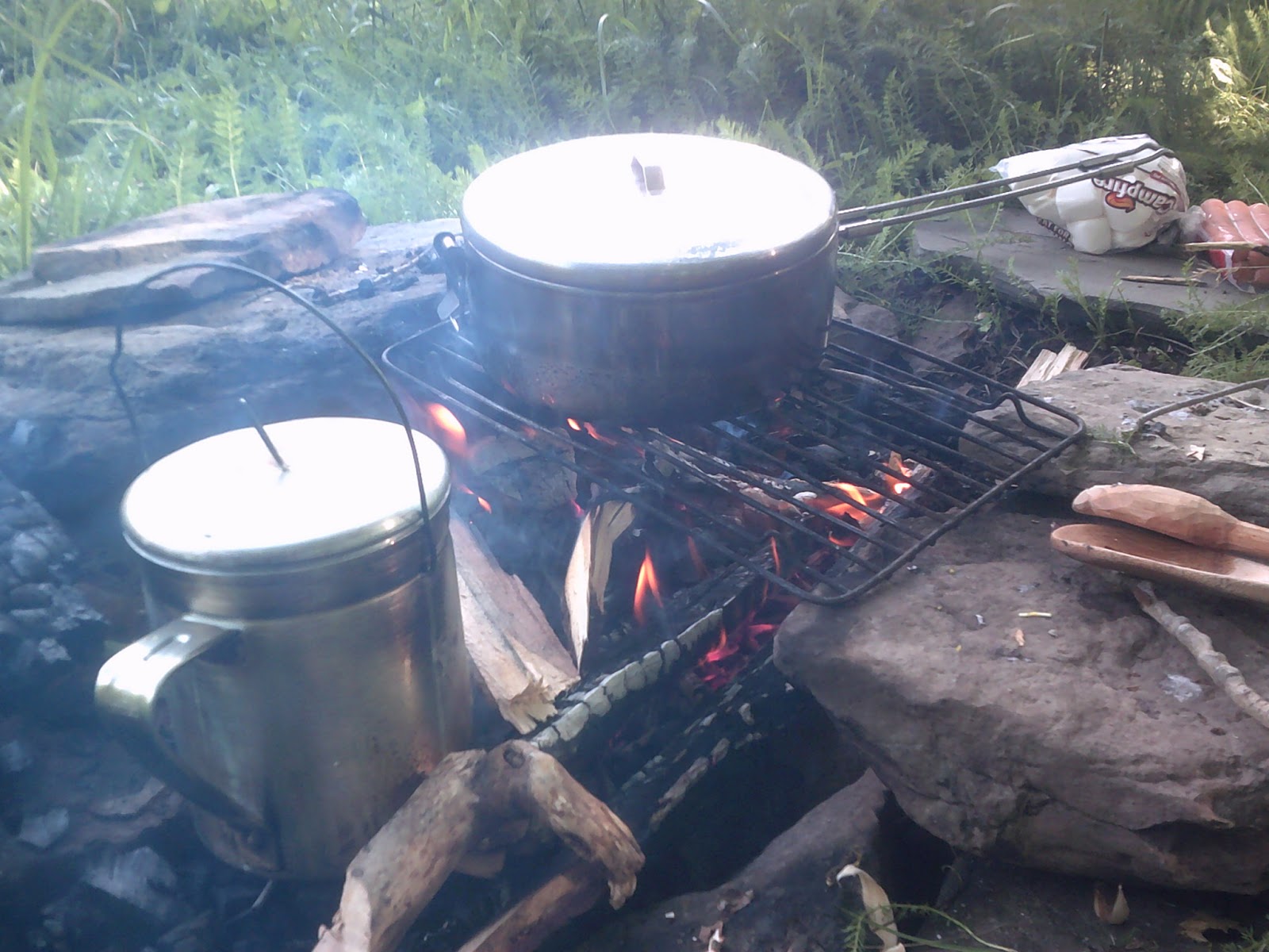 BrushLoper's Bushcraft: My Gear: Cooking Pots