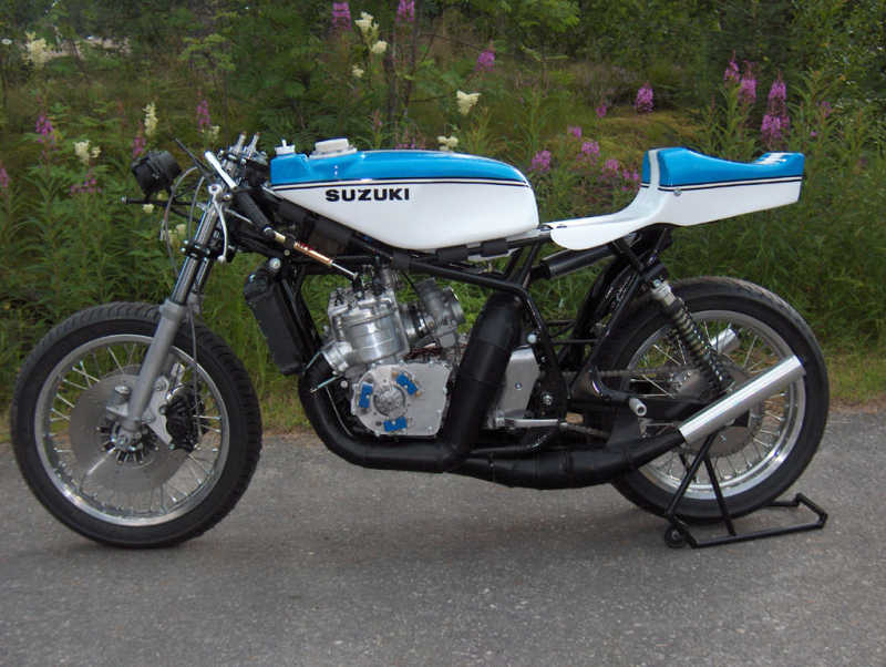 MAGNETO: Suzuki TR 750