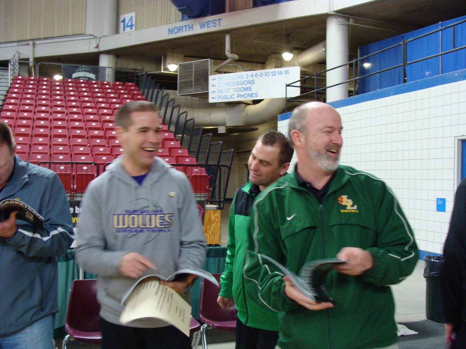 SequimSports.com: Wolves in Yakima, ready for State test