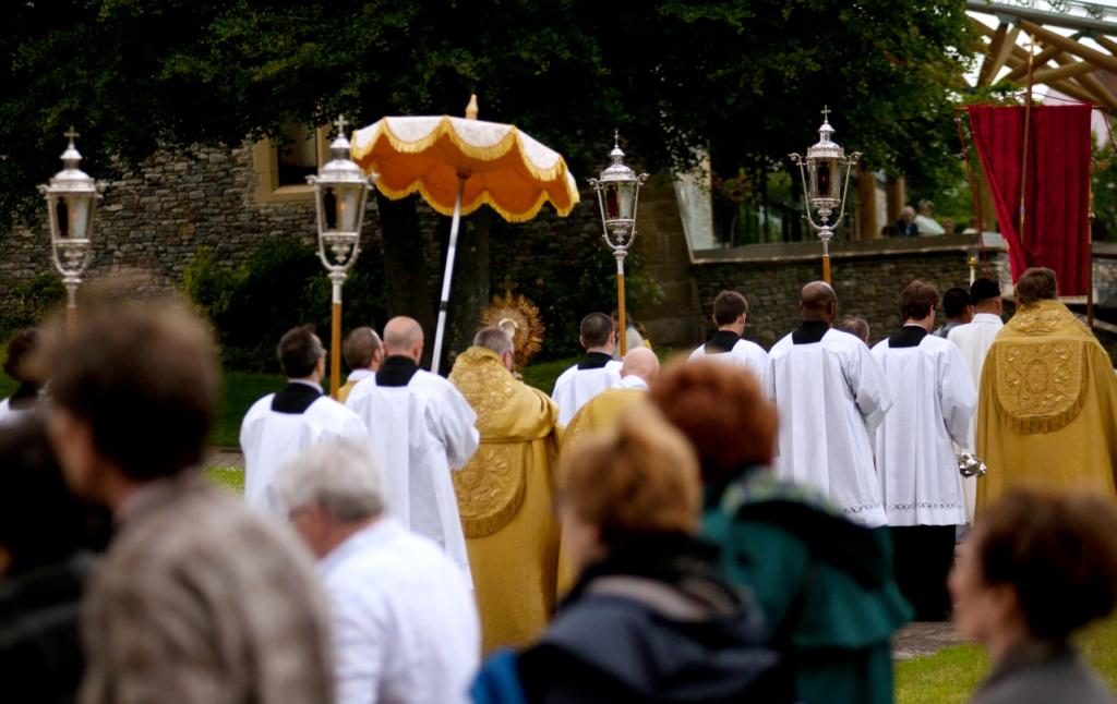 New Liturgical Movement: Corpus Christi Procession, Buckfast Abbey, England