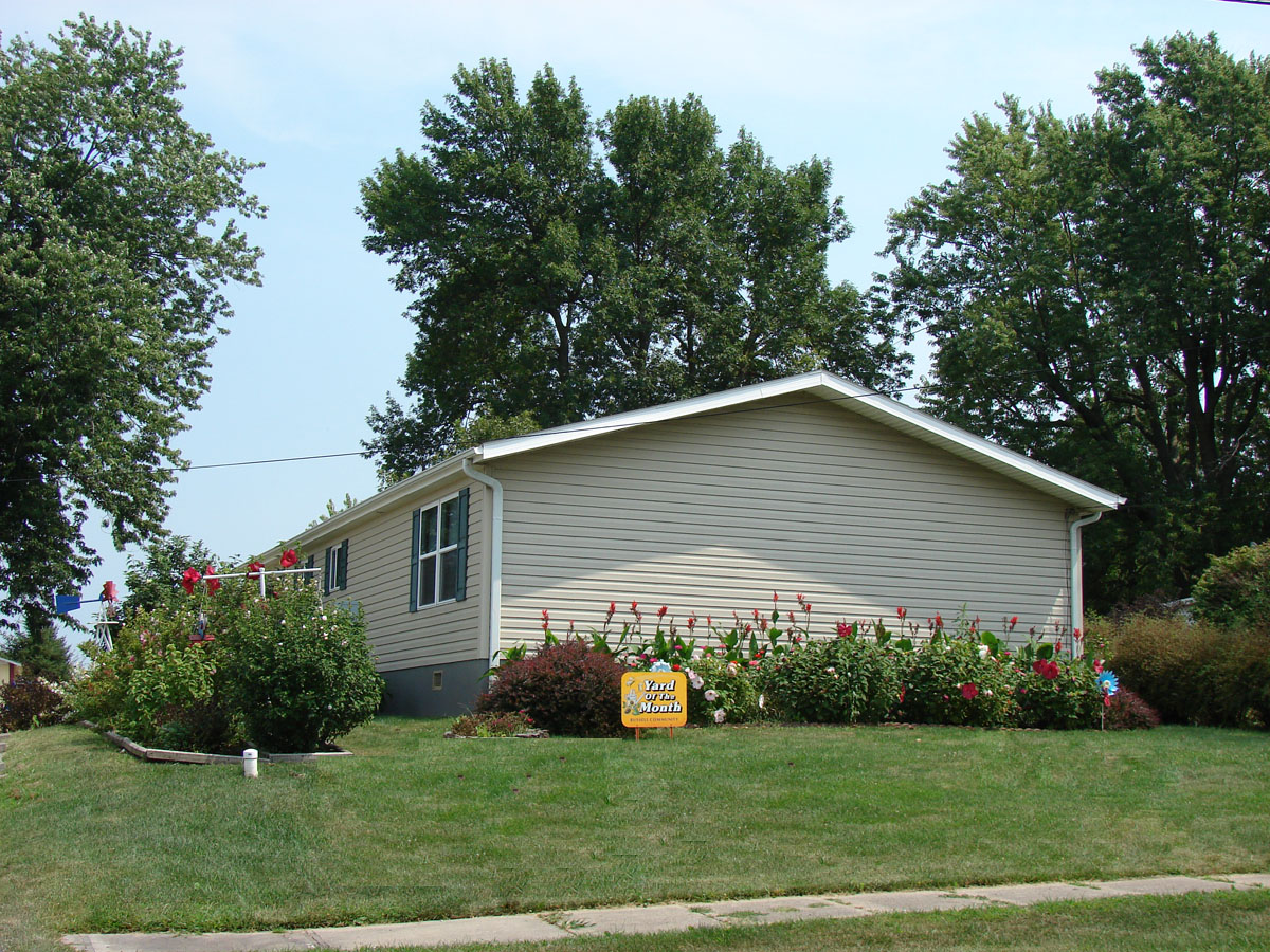 Russell (Iowa) Historical Society: August 2013