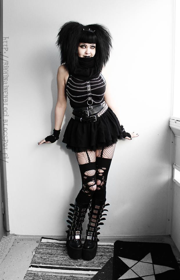 Clove Cigarettes Goth