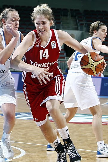 Stanford FBC: Alumnae News: Alumnae abroad 2011-12